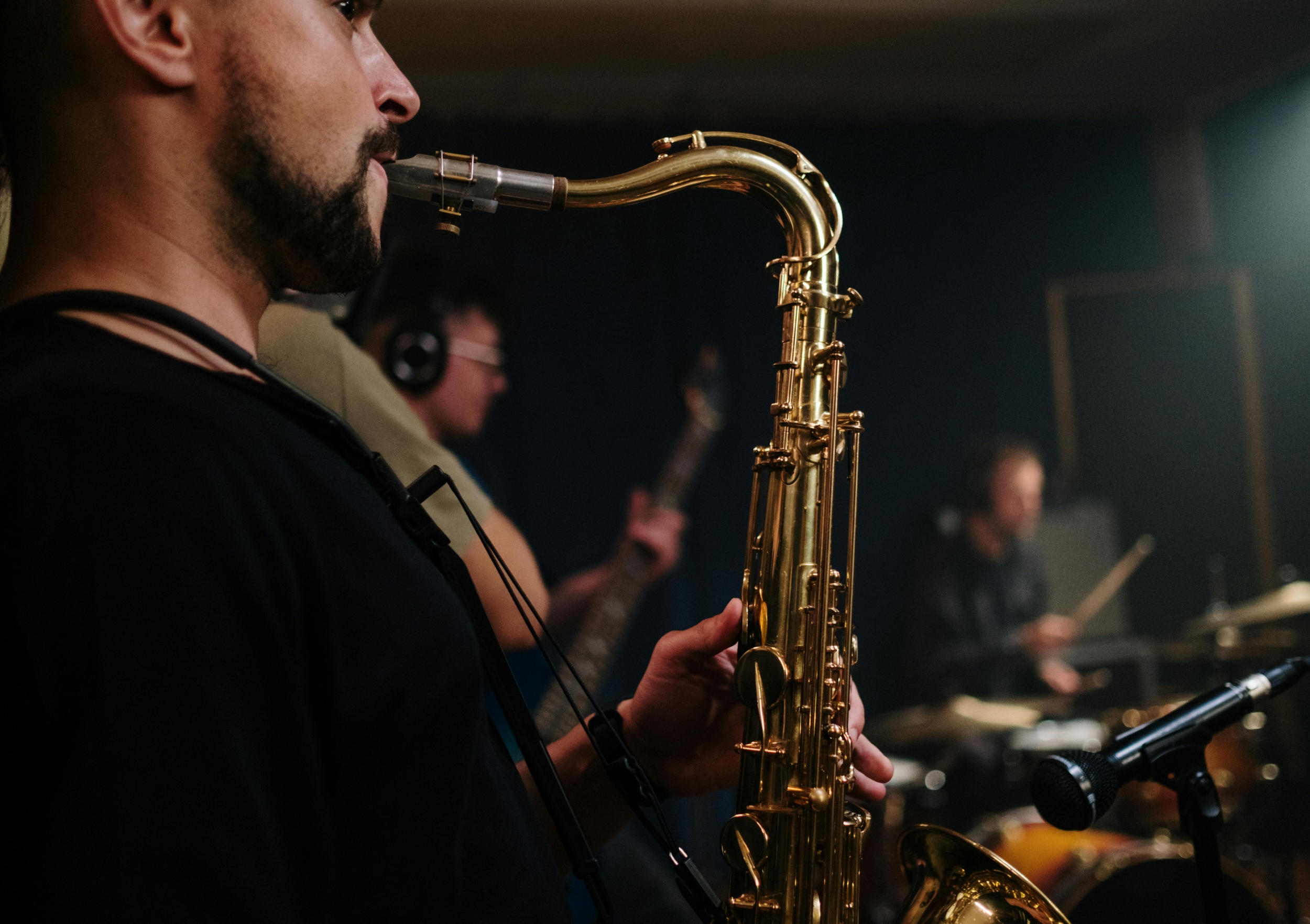 How Jazz Music Evolved Throughout History: New Orleans Roots to Modern ...